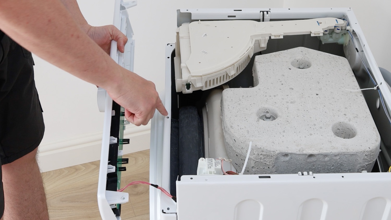 How to Replace a Washing Machine Dispenser Drawer Hopper - Hotpoint